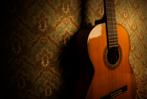 Acoustic vs Classical Guitars: What’s the Difference? - Guitar Space