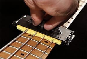 How to Properly Clean Your Guitar Strings - Guitar Space