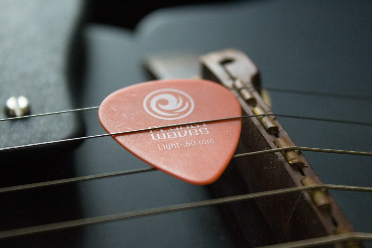 Nanoweb vs Polyweb Guitar Strings: Which Works Best for You? - Guitar Space