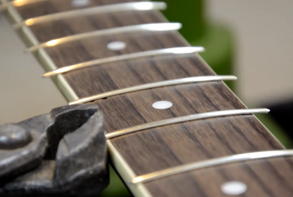 How to Refret a Guitar and Why Should You Do It - Guitar Space