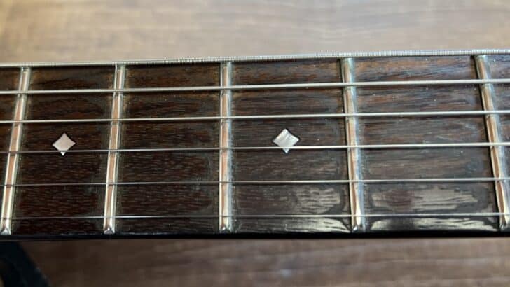 How to Inspect a Guitar for Damage - Guitar Space